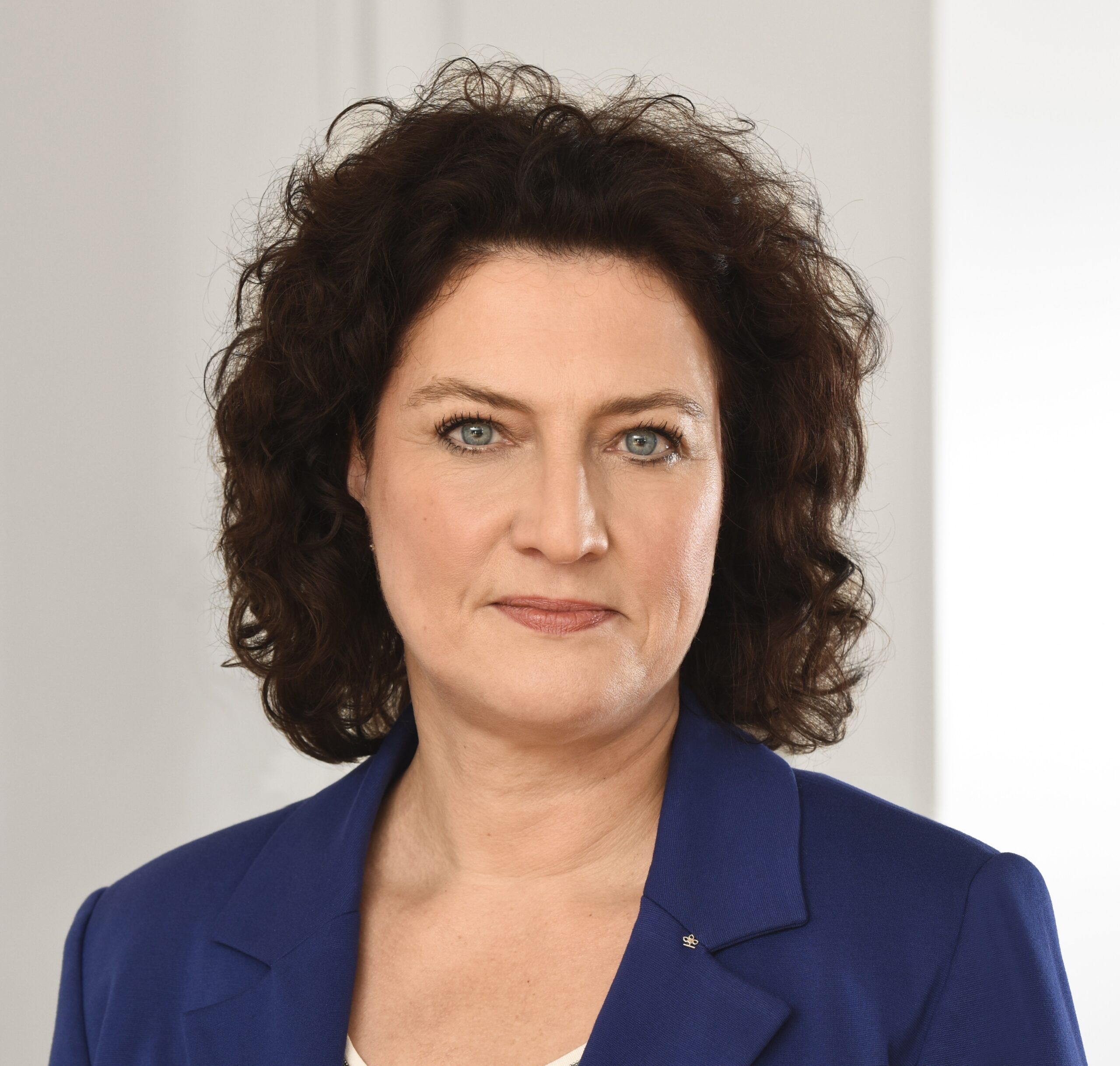 AOK dringt auf schnelle Stabilisierung der Pflege